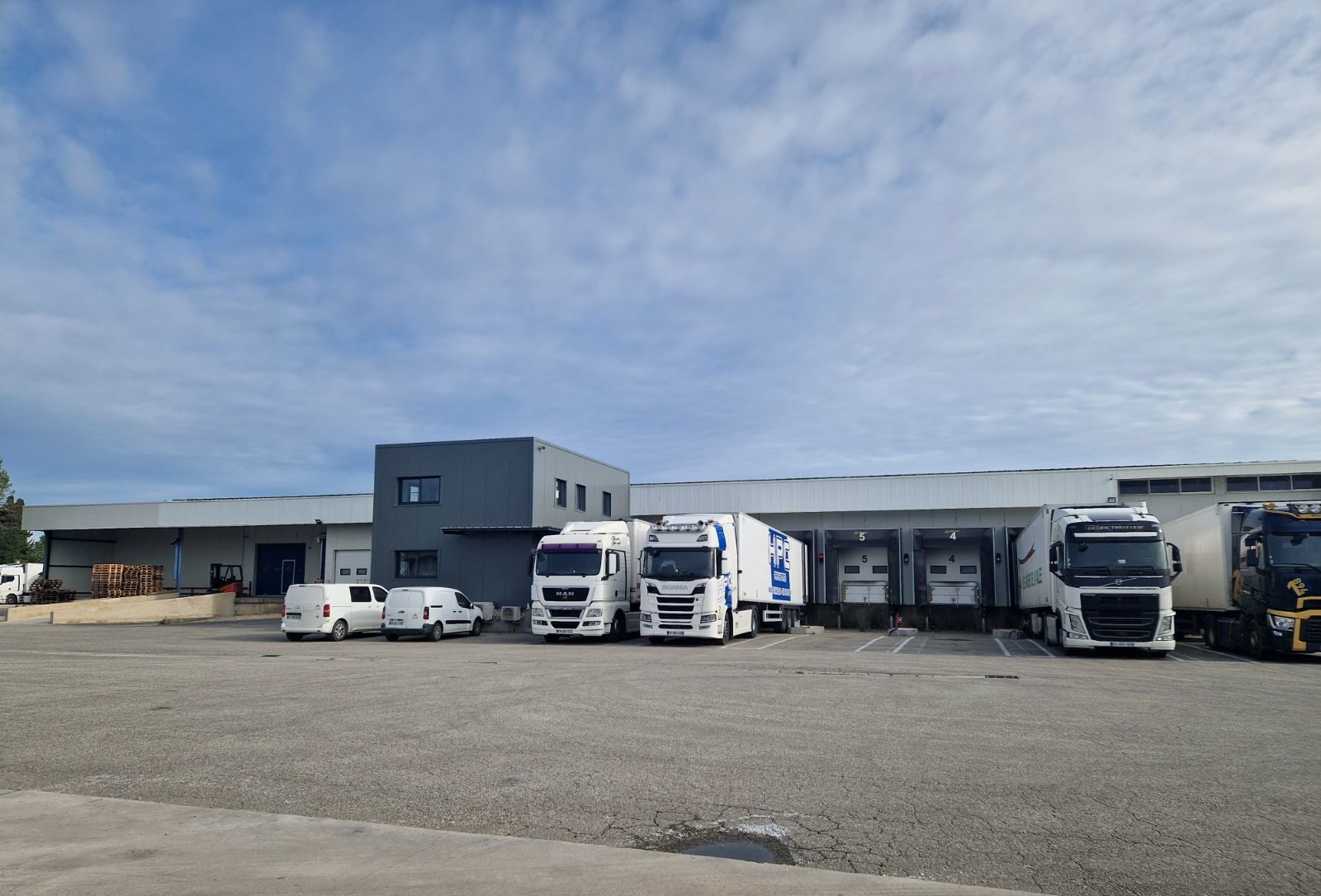 Nos entrepôts | Sapam